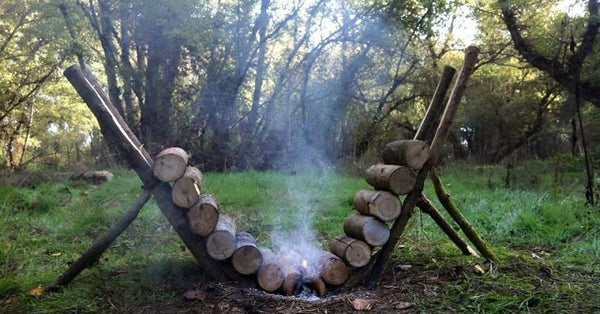 How To Make a Fire That Feeds Itself and Burns For 14+ Hours - David ...
