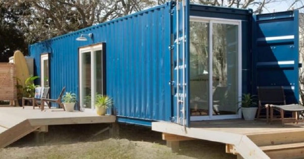 She Turned a Shipping Container into a Mini-Home. The Inside? Amazing ...